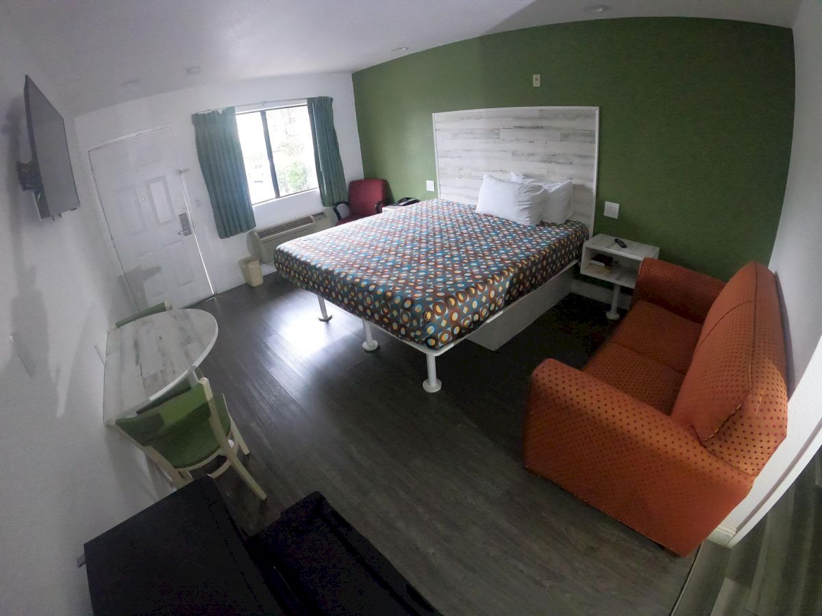 Fresno Accommodations - University Inn Cheapest Hotel Rooms In Fresno ...